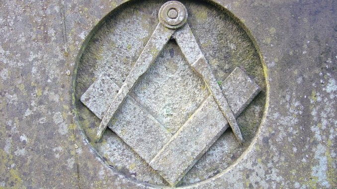 O sentido da marcha no templo – A:. R:. L:. S:. Colunas de Piratininga ...